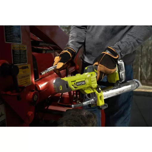 RYOBI ONE+ 18V Cordless Grease Gun with 2.0 Ah Battery and Charger ...