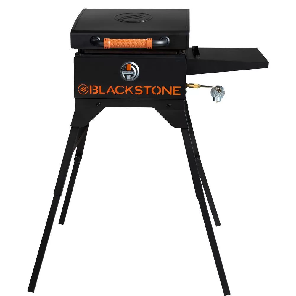 Blackstone 1939 On The Go 17 in. Griddle with Hood and Adjustable Stand ...