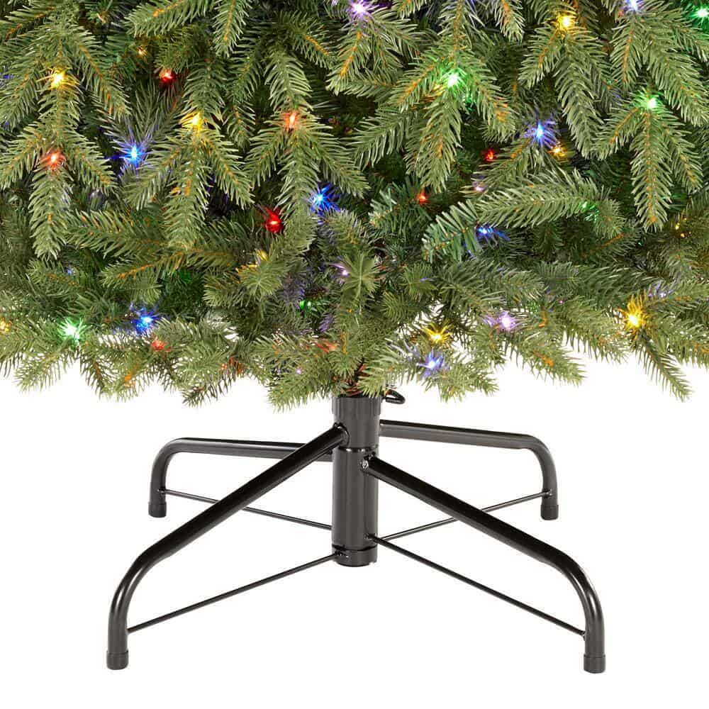 Home Accents Holiday W14N0202 7.5 ft. Pre-Lit LED Jackson Noble ...