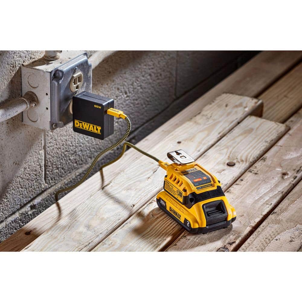 DEWALT 20V MAX Charger and USBC Adaptor Kit DCB094K - MartDiscover.com