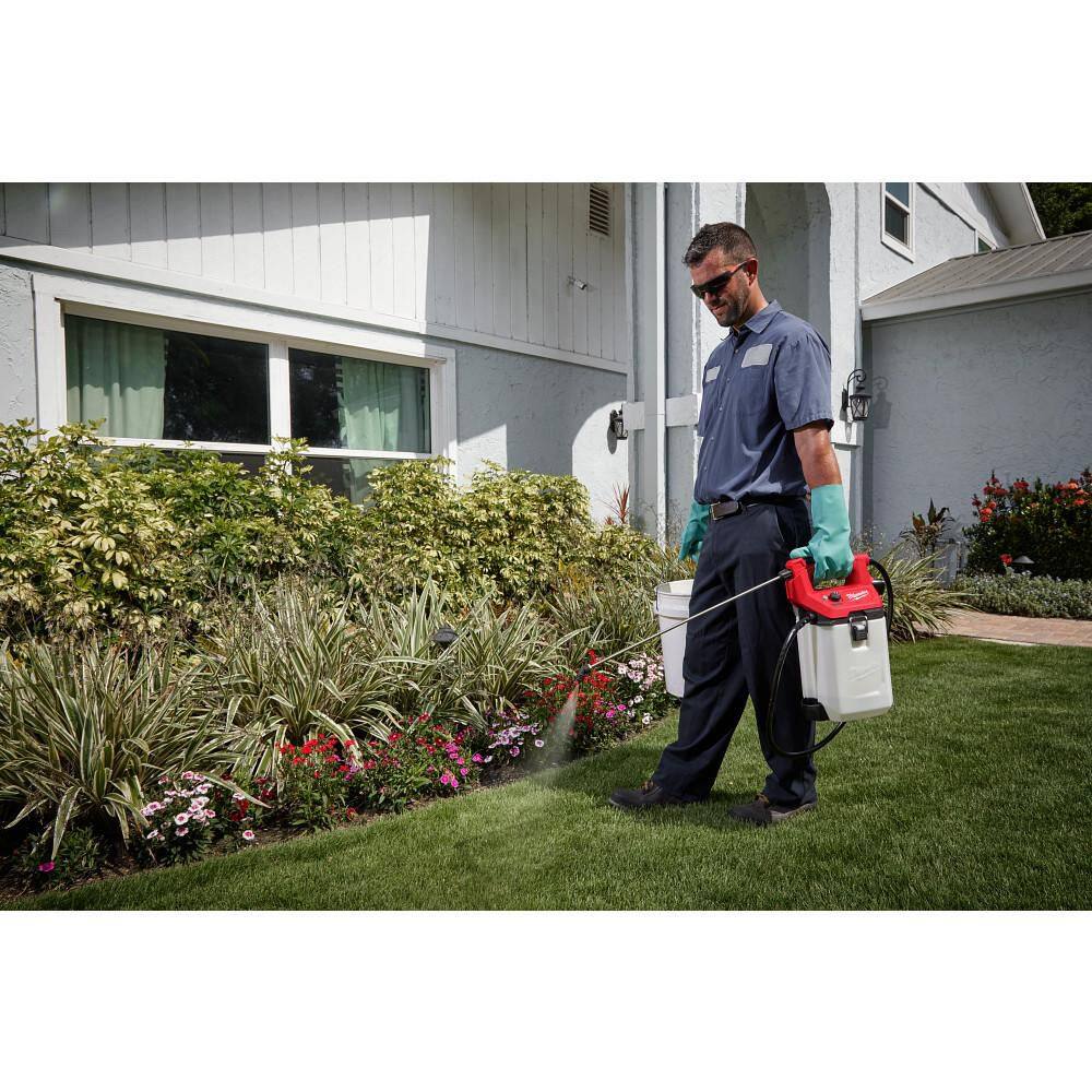 Milwaukee M12 12-Volt 2 Gal. Lithium-Ion Cordless Handheld Sprayer Kit ...