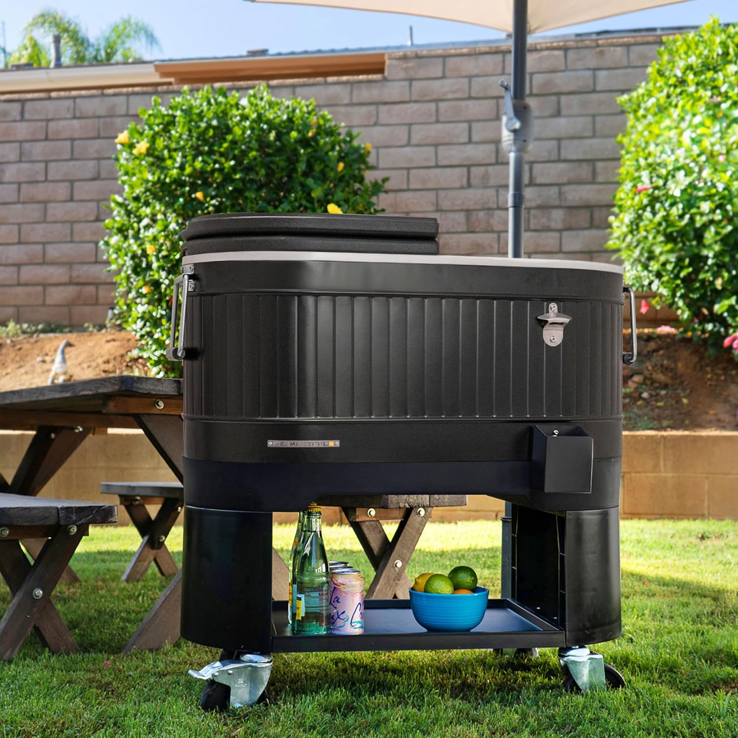 Permasteel 120-Qt Rolling Ice Chest, Portable Patio Party Bar Drink ...